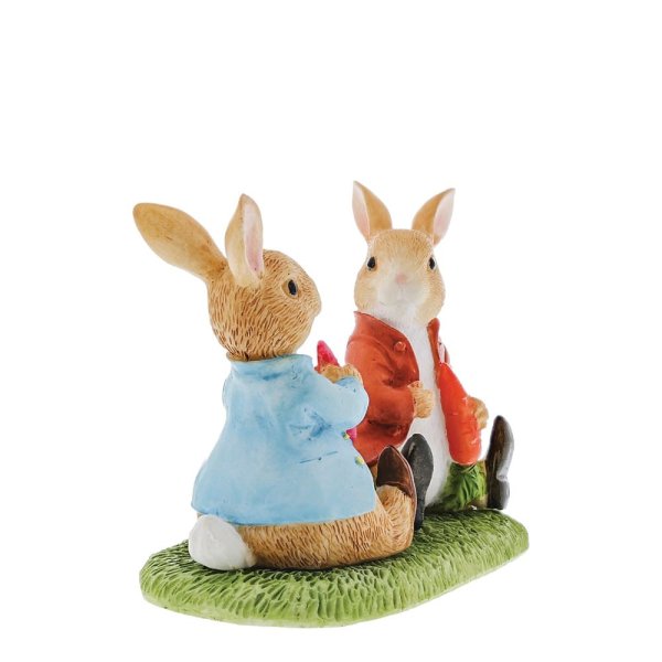 Beatrix Potter Peter Rabbit & Benjamin Eating Vegetables Figurine ...